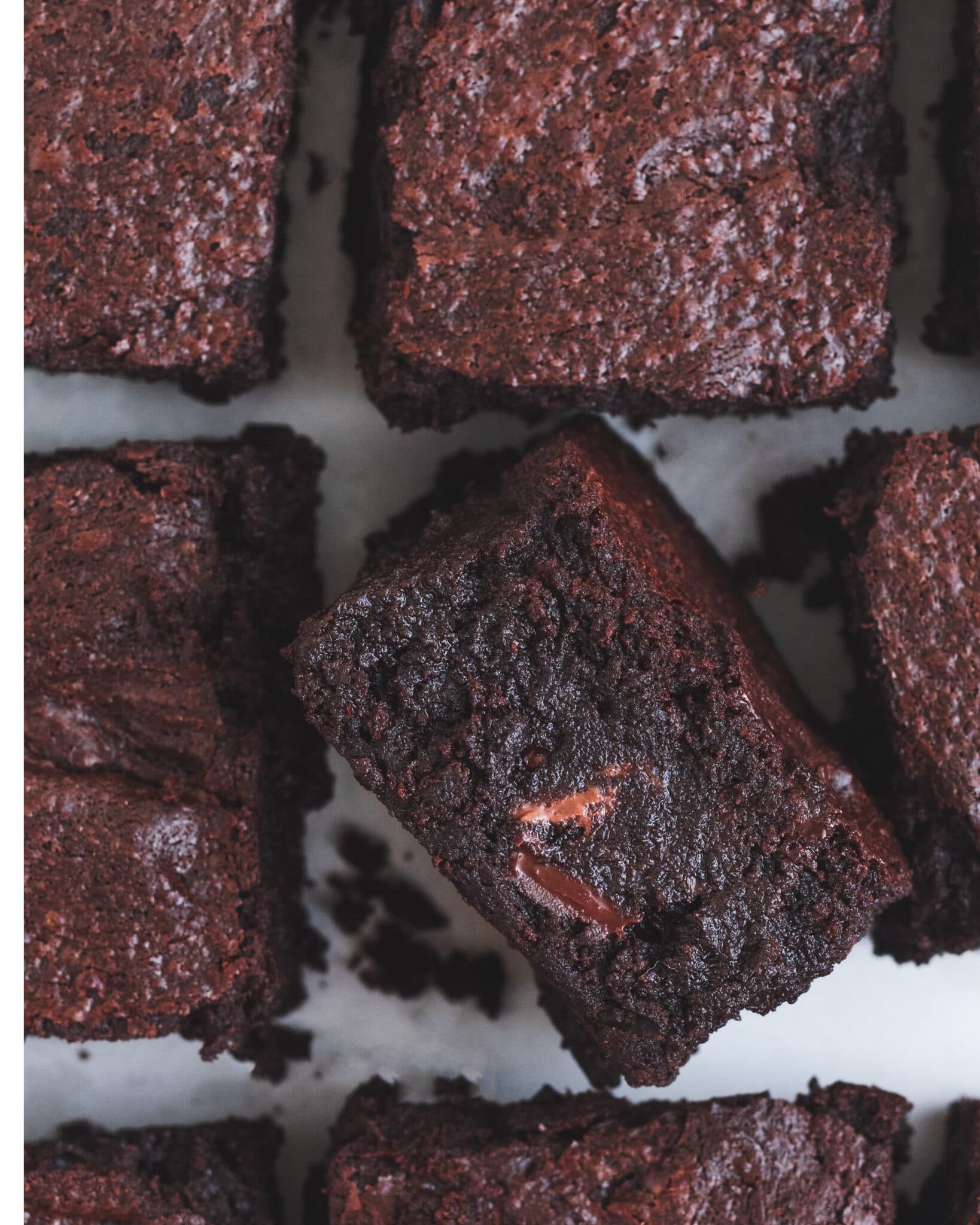 Soft Gooey Fudgy Brownies - Bakes by Chichi